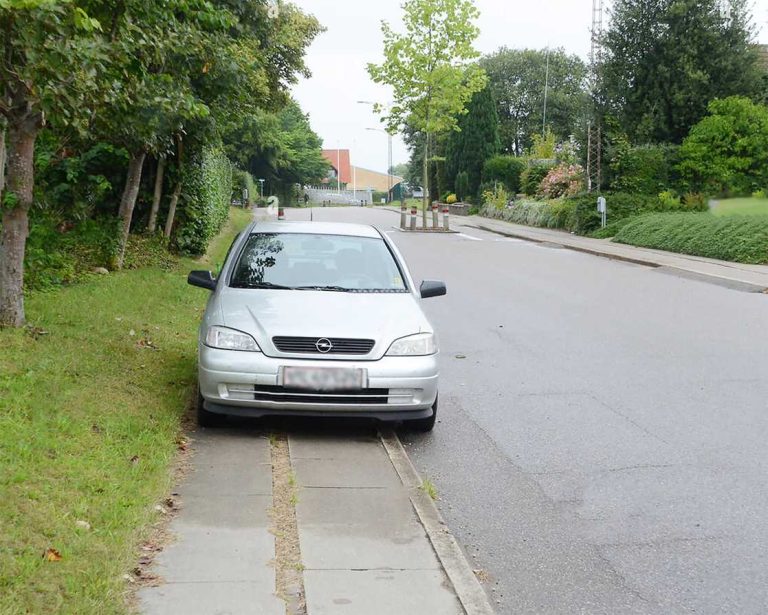 Understanding Illegal Parking Laws - UPark